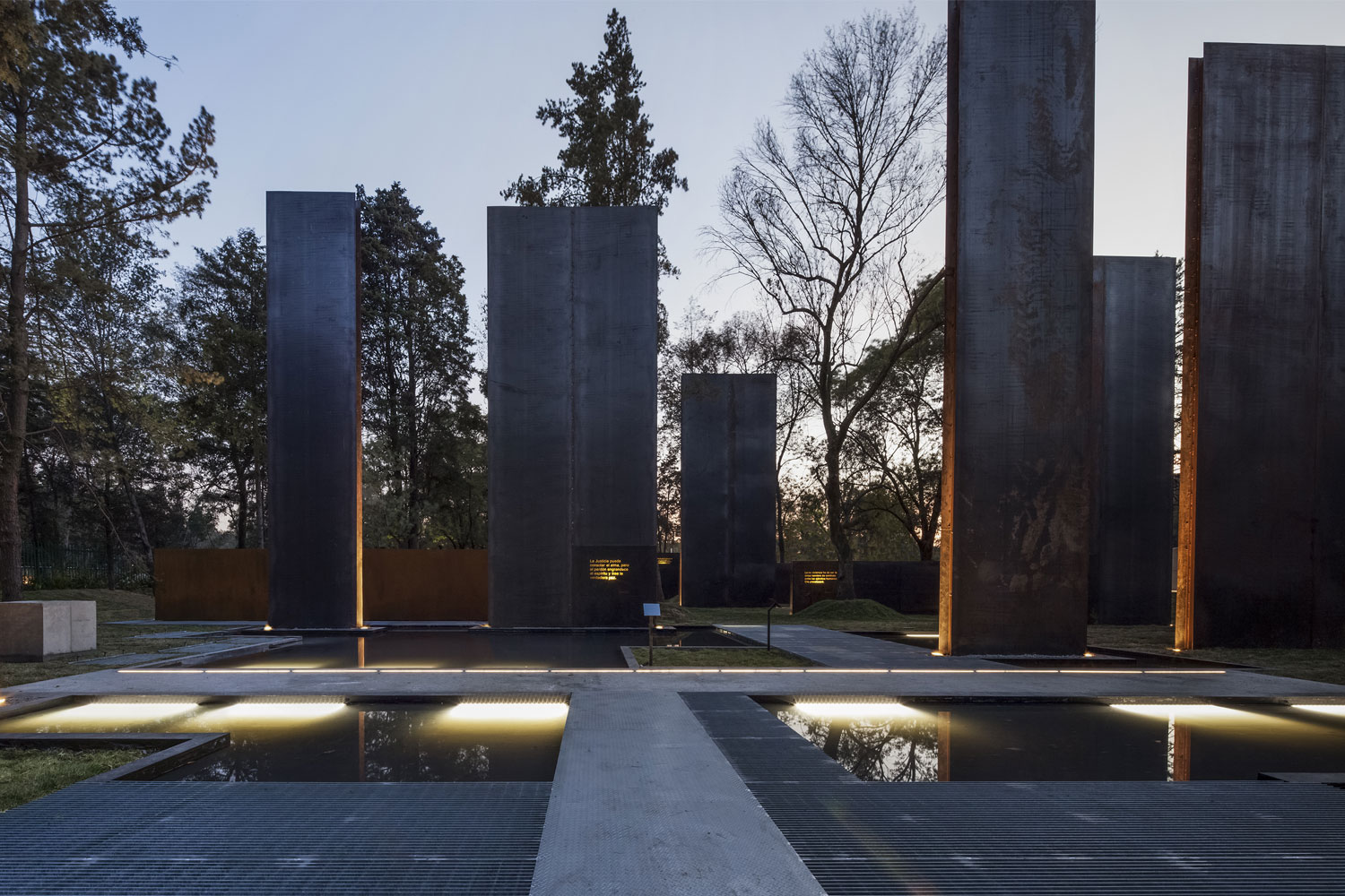 Memorial a las Víctimas de la Violencia en México. Gaeta Springall ...